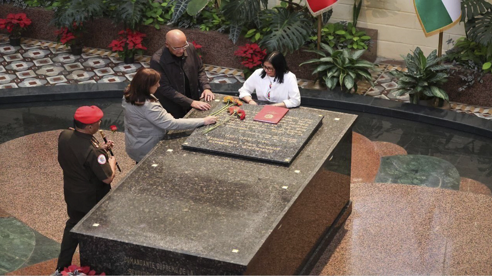 Delcy Rodríguez reafirma compromiso con el Cmdt. Hugo Chávez